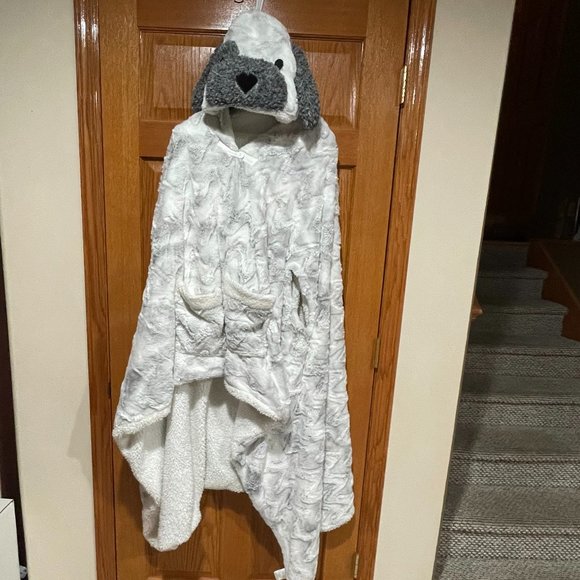 Member's Mark | Bedding | Members Mark Cozy Critter Wrap Dog Sherpa ...